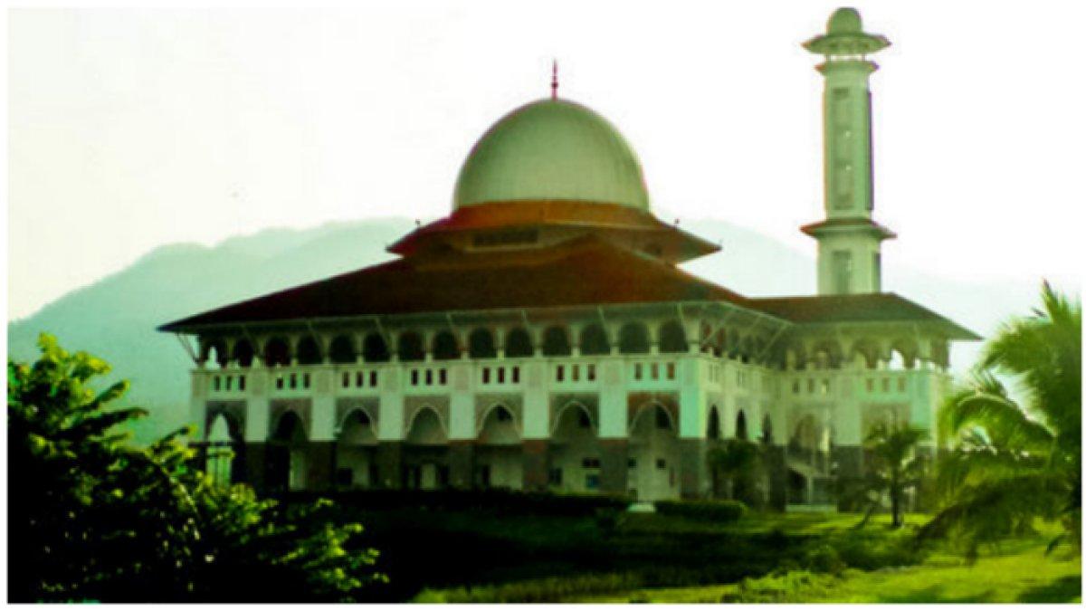 7 Masjid Terdekat dari Stasiun Tugu Jogja, Bisa Dikunjungi Ketika ...