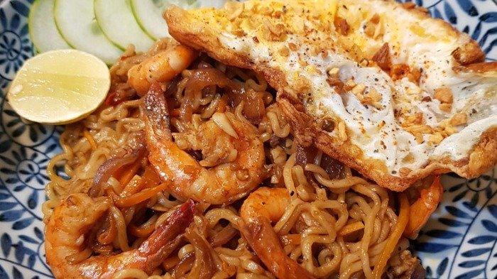 Praktis untuk Sahur dan Buka Puasa, Cobain Resep Mi Goreng Kari Udang - Tribun Travel