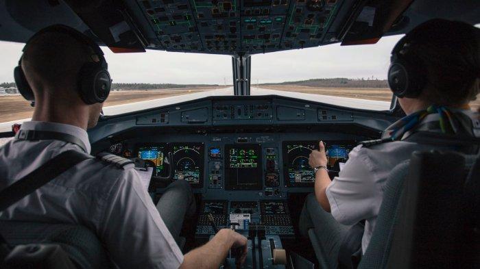 12 Fakta Unik Profesi Pilot, dari Gaji hingga Bekerja di Bawah Tekanan ...