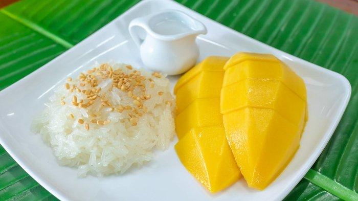 Penjual Mango Sticky Rice di Thailand Jadi Viral, Penampilan Seksinya ...