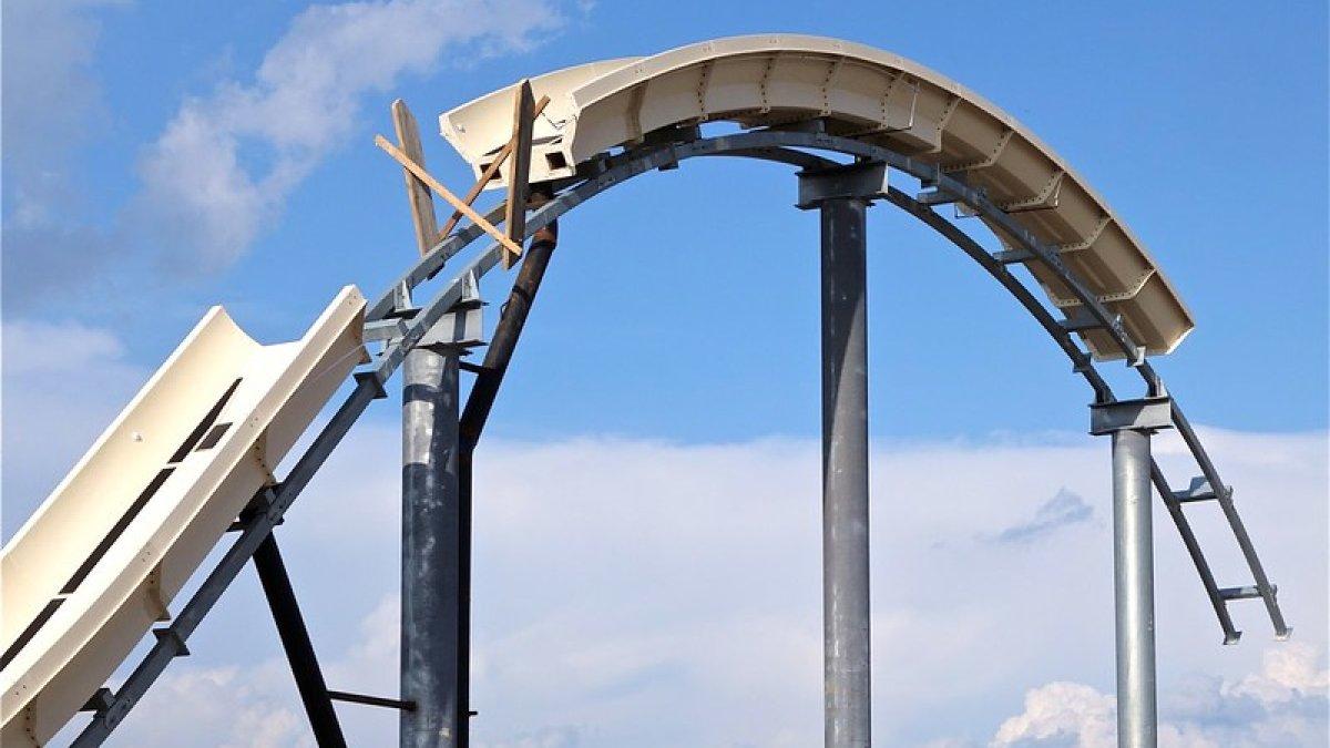 Kisah Tragis Caleb Schwab, Kepala Terpenggal saat Main Seluncuran Air ...