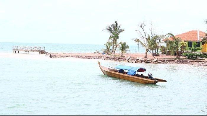 Jelajah Pantai Mirota Barelang, Tempat Wisata Instagramable di Batam ...