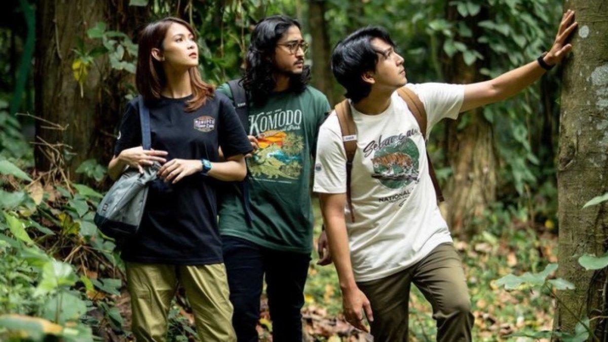 5 Merek Kaos Lokal yang Nyaman dan Trendy untuk Liburan, Mana Favoritmu? - Tribun Travel