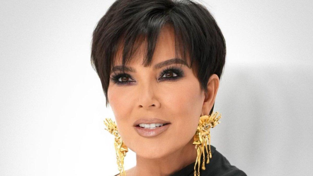 5 Selebritas yang Pernah Bekerja Jadi Pramugari, Termasuk Kris Jenner ...