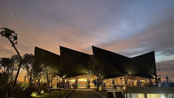 Raffi Ahmad Buka Beach Club Pertama di Pantai Air Manis Padang saat Libur Lebaran, Seperti Apa ...