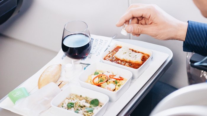 7 Rahasia Makanan di Pesawat yang Tak Banyak Diketahui Penumpang ...