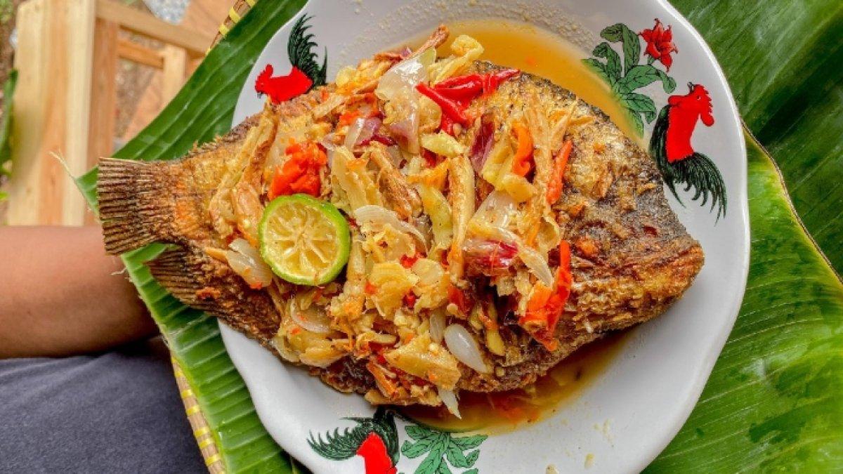 Daftar Menu dan Harga Warung Bale Bang Joel, Kuliner Betawi Viral Milik Mantan Pramugara Ganteng ...