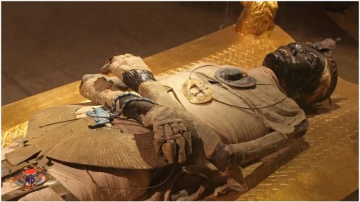 100 Peti Mati Kuno Dipamerkan di Mesir, Sebagian Berisi Mumi Berusia 2.500 Tahun - Tribun Travel