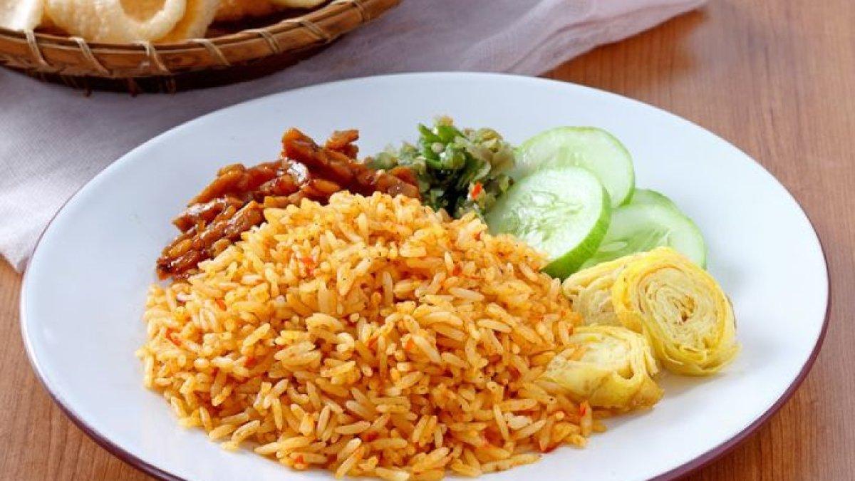 Resep Masakan Khas Sunda, Ada Ikan Bumbu Pesmol hingga Nasi Cikur ...