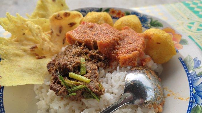Uniknya Nasi Letok Bu Layem yang Legendaris di Lamongan, Sudah Eksis ...