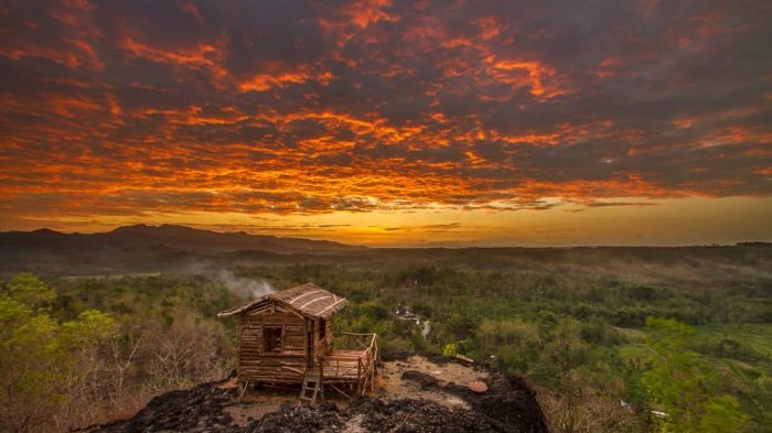 Gunung Ireng, Bukit Kecil di Yogyakarta yang Jadi Spot Terbaik untuk ...