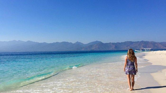 10 Pantai Terindah di NTB untuk Liburan Akhir Pekan - Tribun Travel