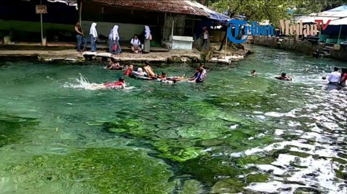 Jelajah Pemandian Alam Karang Anyer, Wisata Air di Tengah Pemukiman ...
