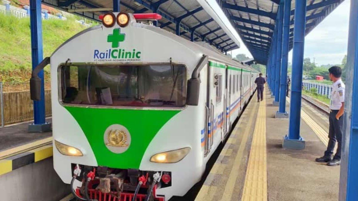 KAI Hadirkan Kereta Rail Clinic di Stasiun Cianjur untuk Bantu Korban ...