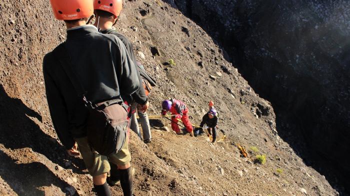 Pendakian Gunung Raung - Begini Kisah Pendakian Jalur Ekstrem di Jawa Timur - Tribun Travel