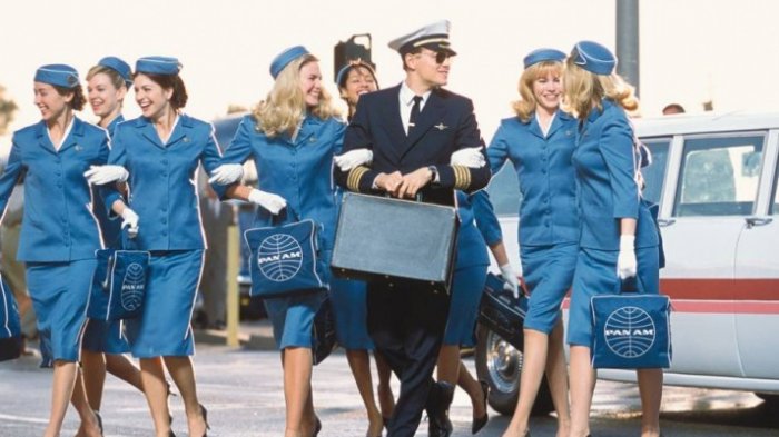 Potret 6 Seragam Pramugari Paling Unik di Dunia, Tampil Elegan hingga ...