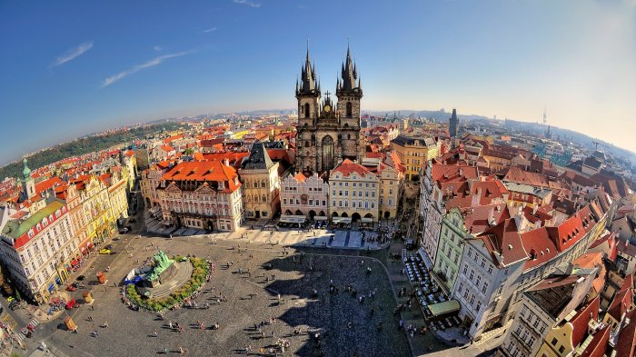 7 Kota Populer di Dunia dengan Nama Julukan yang Unik, Praha Dijuluki ...