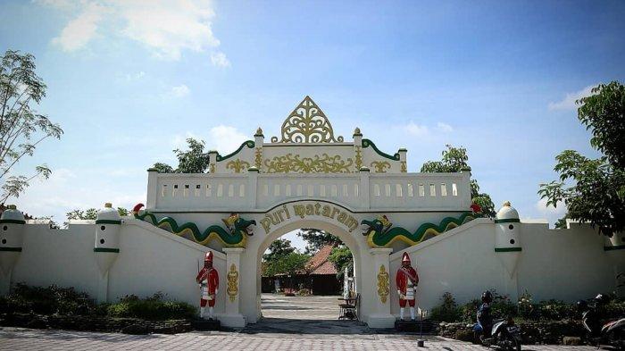 Harga Tiket Masuk Puri Mataram 2023, Tempat Wisata Hits di Sleman Jogja ...