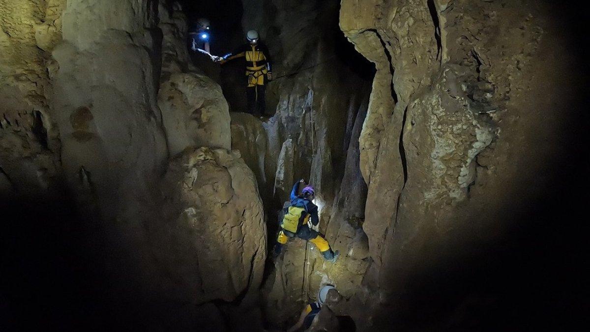 Serunya Susur Gua di Racer Cave Mulu National Park Sarawak, Ketemu Ular ...