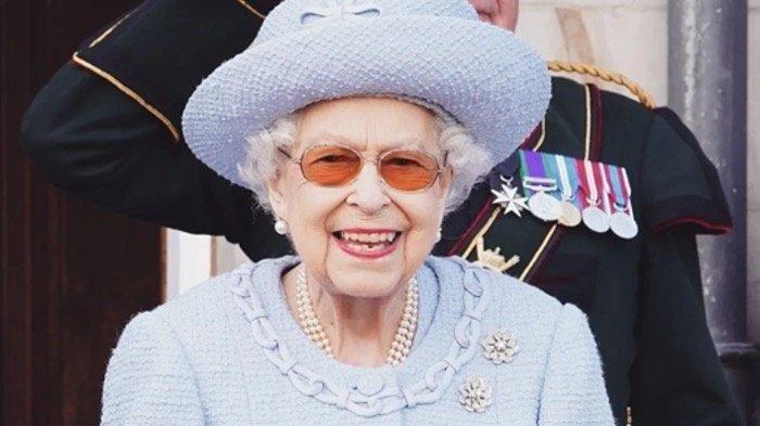 Kala Ratu Elizabeth II ke Jakarta, Disambut Pawai Ondel-ondel Lengkap ...