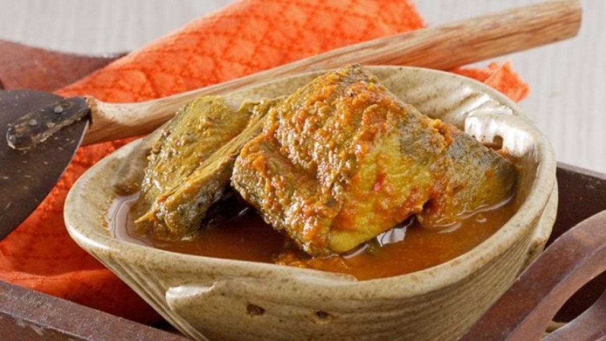 Resep Menu Buka Puasa Tongkol Asam Padeh, Masakan Khas Minang yang ...