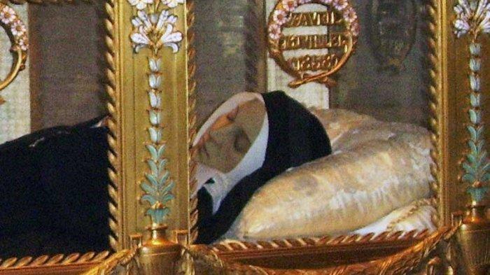 6 Mayat yang Dipajang di Museum, Ada Vladimir Lenin hingga Saint ...