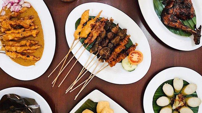 Rekomendasi 7 Tempat Makan Siang di Surabaya, Lihat Uniknya Penyajian Sate Ayam Lisidu - Tribun ...