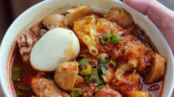 5 Seblak Enak di Malang dengan Topping Melimpah yang Menggugah Selera ...