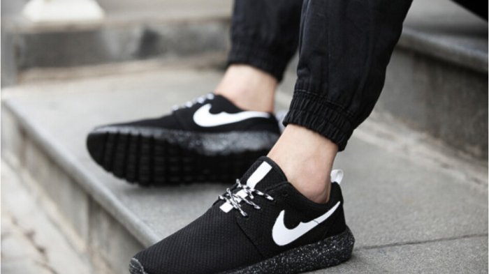 Demi Keselamatan, Eks Pramugari Sarankan Penumpang Jangan Lepas Sepatu ...