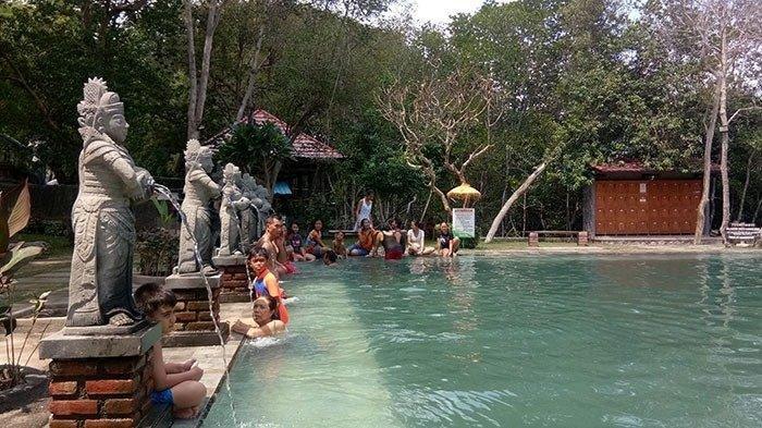 Natural Hot Spring Pool, Tempat Wisata di Bali Barat yang Jarang ...