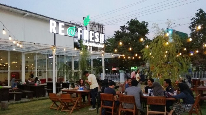 Usung Konsep Nongkrong Seperti di Rumah Sendiri, Refresh Cafe Jadi ...