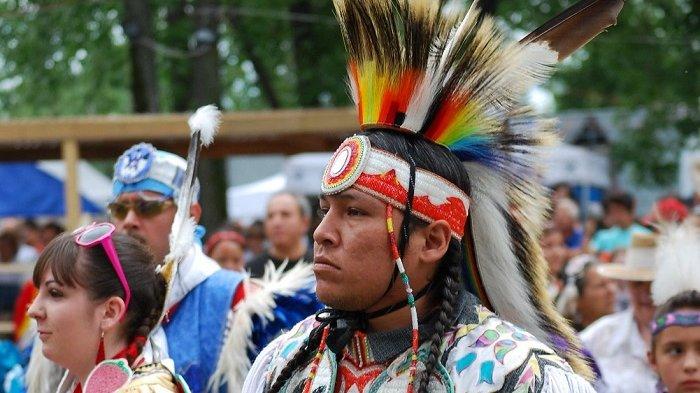 Gaya Rambut Suku Indian Ini Sangat Mendunia, Pernah Tahu? - Halaman 2 ...