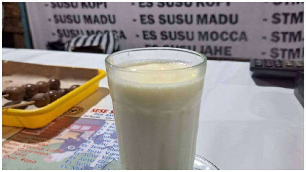 5 Kuliner Malam di Solo yang Viral 2023, Kunjungi Susu Segar Shi Jack ...