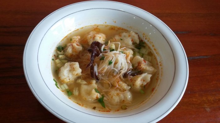 Tekwan dan 6 Kuliner Khas Palembang yang Cocok Disantap untuk Menu ...