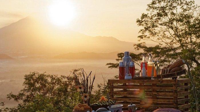 Mata Langit Borobudur Viral di Medsos, Tempat Wisata Instagramable di ...