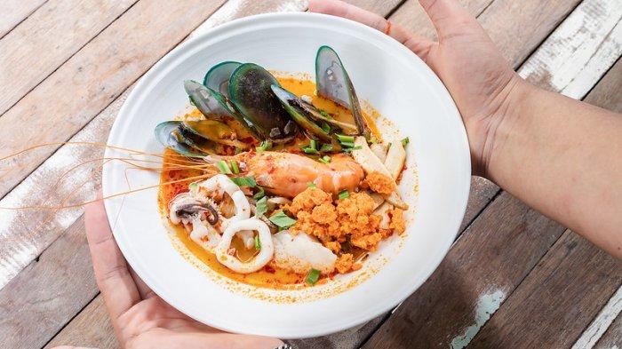 6 Tom Yum Terbaik di Bangkok Thailand, dari Jeh O Chula hingga Jay Fai ...