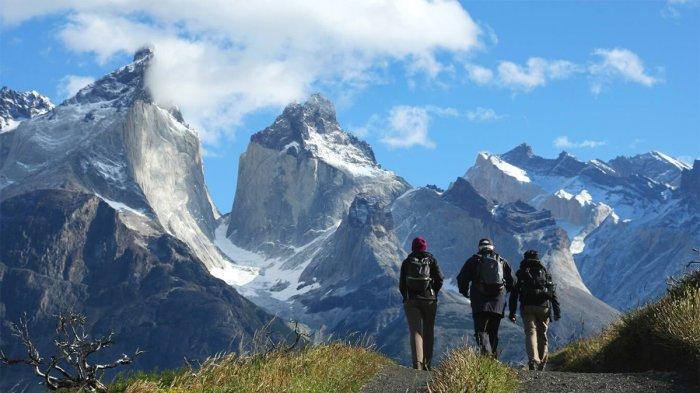 3 Aplikasi yang Wajib Dimiliki Para Pecinta Alam - Tribun Travel