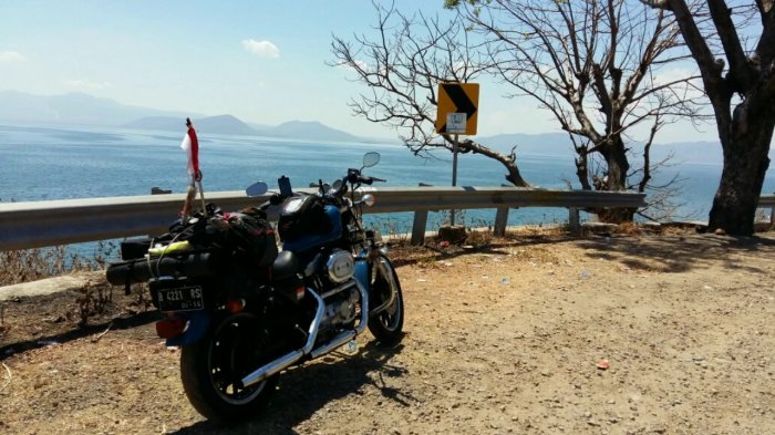 4 Destinasi Indonesia yang Cocok untuk Touring Sepeda Motor, Mulai ...