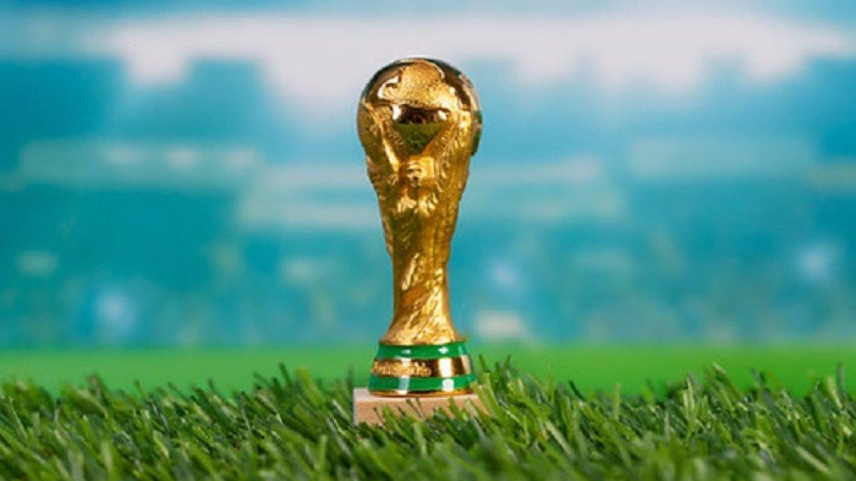 Trofi Piala Dunia Terbuat dari Emas Asli atau Palsu? Simak Faktanya yuk ...