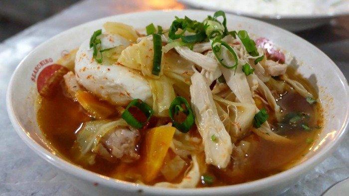Sop Merah, Kuliner Legendaris yang Wajib Dicoba saat Liburan Akhir ...