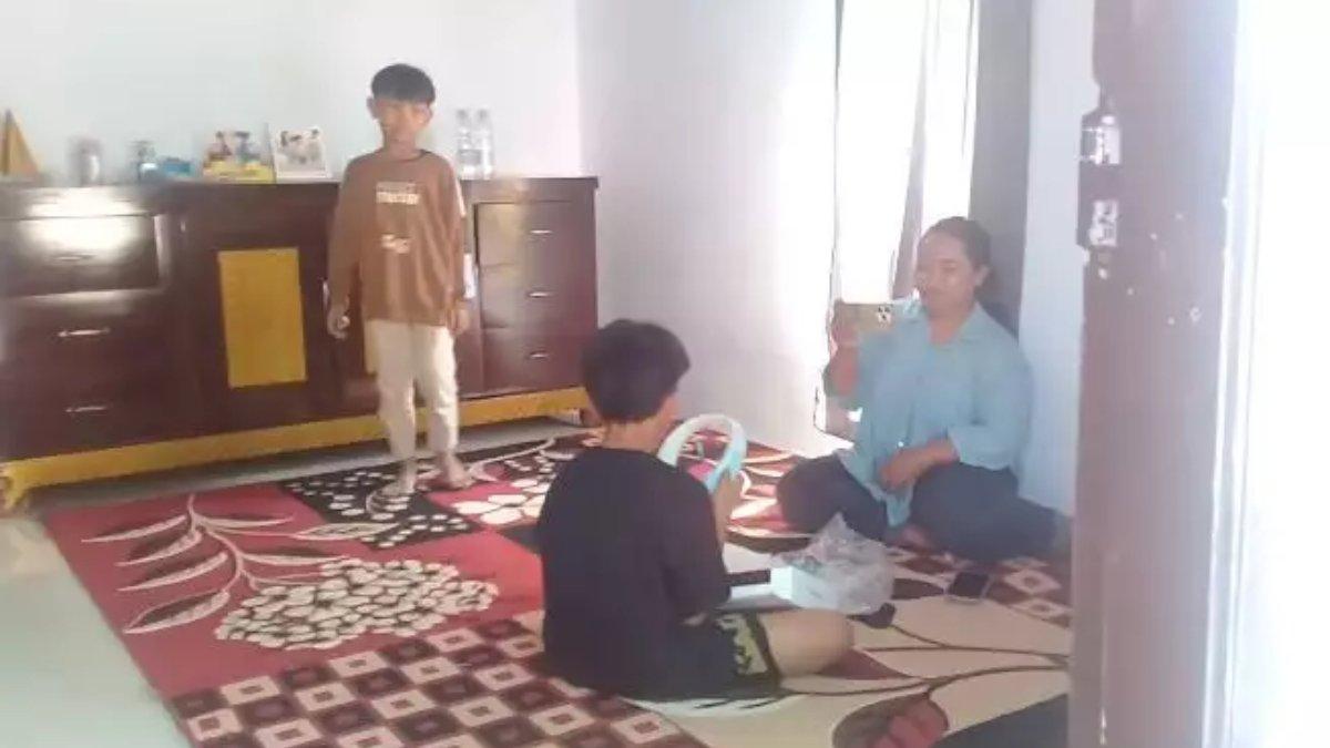 Ingat Farel Prayoga 'Ojo Dibandingke'? Ngamen hingga Sukses Renovasi ...