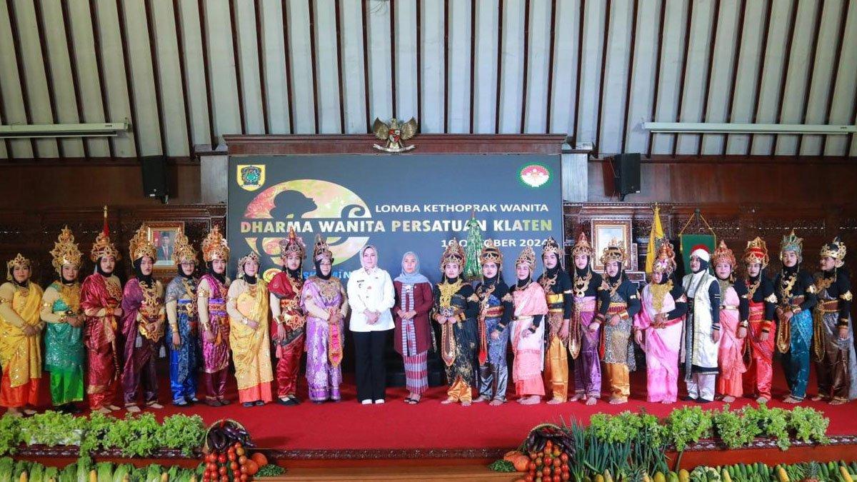 Bupati Sri Mulyani Puji DWP Klaten Gelar Lomba Ketoprak Wanita ...