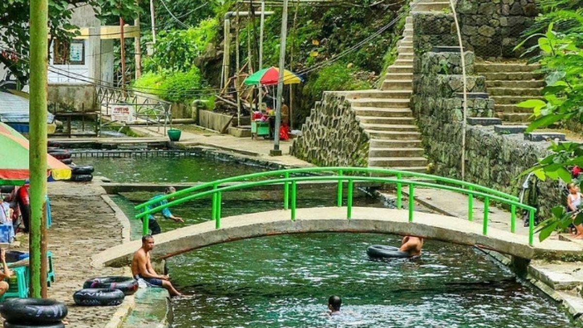 5 Hal Menarik Umbul Cokro Klaten, Destinasi Wisata Air Segar di Tengah ...