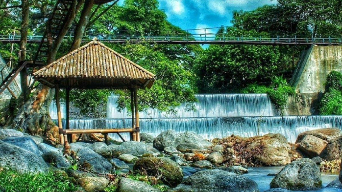 5 Hal Menarik Umbul Cokro Klaten, Destinasi Wisata Air Segar di Tengah ...