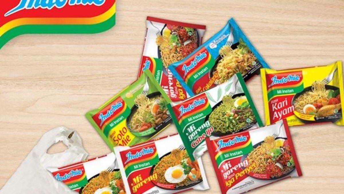 Viral Antrian Panjang untuk Warung Indomie di Pasar Malam Kanada ...