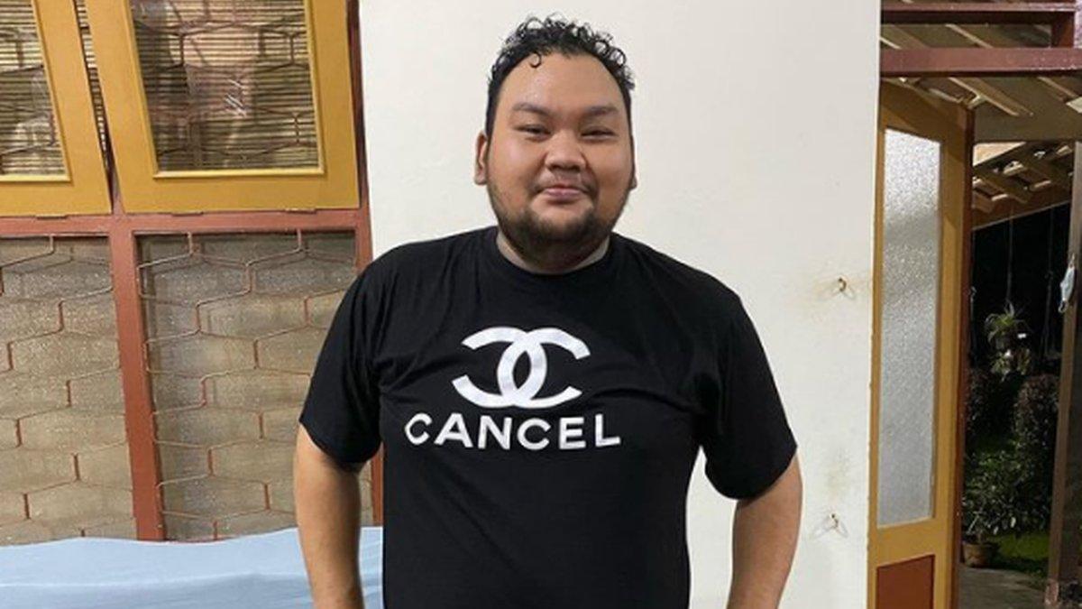 Sosok Fico Fachriza: Dari Komika Populer ke Kasus Penipuan Rekan Artis ... Sosok Fico Fachriza: Dari Komika Populer ke Kasus Penipuan Rekan Artis ...