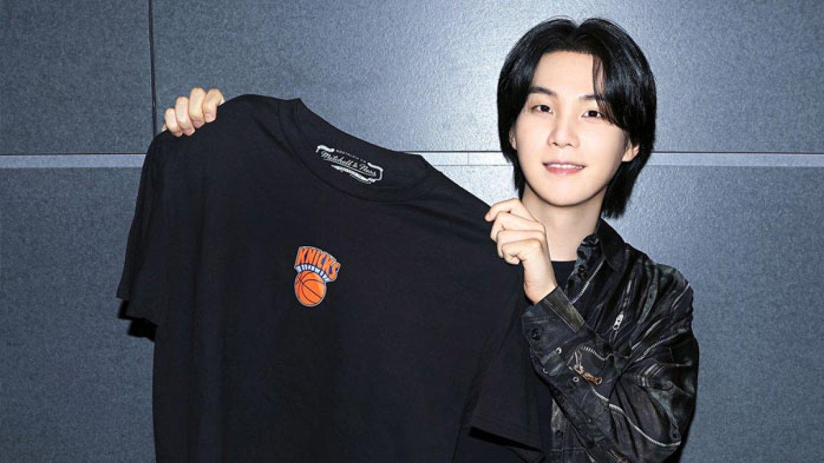 HEBOH Suga BTS 'Digandeng' NBA, Rilis Koleksi Fesyen Terbaru, Ada Kaus ...