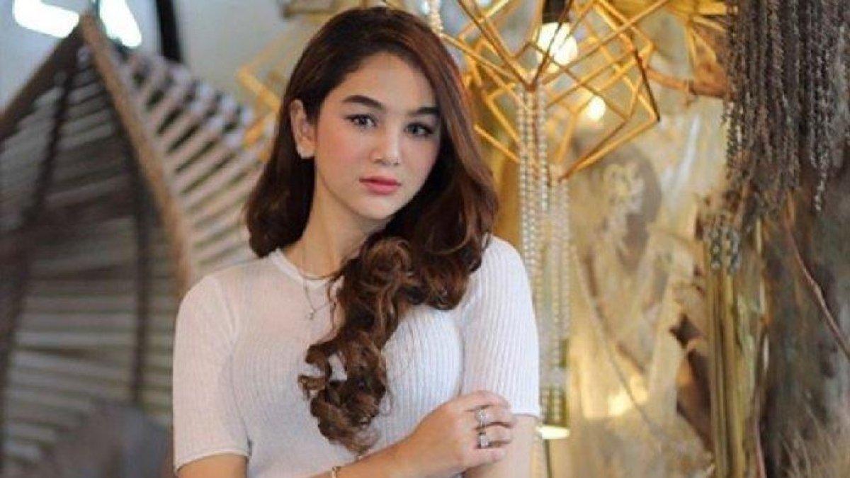 Profil Hana Hanifah, Artis FTV Diduga Terima Dana Korupsi DPRD Riau, Presenter Bedah Rumah ...