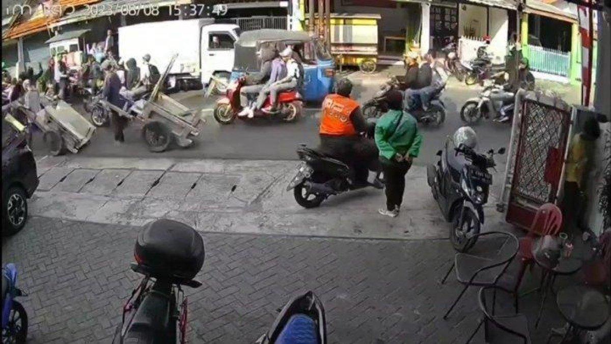 SIRAM Pelajar Lain Pakai Air Keras, Pemuda di Pulogadung Ditangkap, Pernah Tawuran 'Motifnya ...