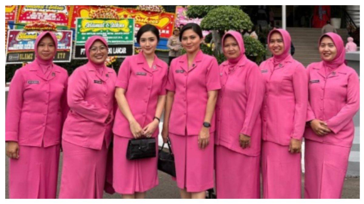 Penampilan Febby Rastanty Jadi Ibu Bhayangkari, Anggun dan Auranya ...